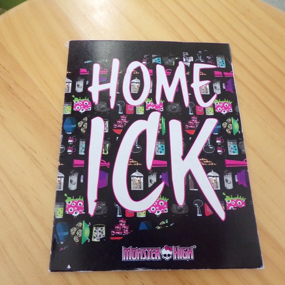 matt | Toys | Monster High Home Ick Classroom Playset | Poshmark